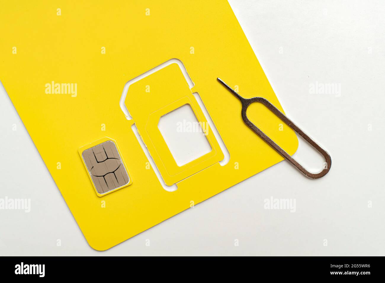 new sim card isolated on color surface, contract provider chip Stock ...