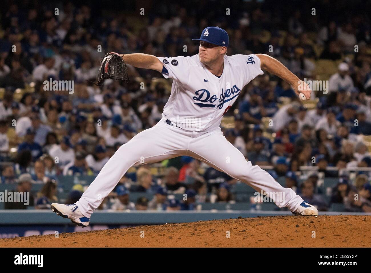 Los Angeles Dodgers relief pitcher Garrett Cleavinger (61) throws ...