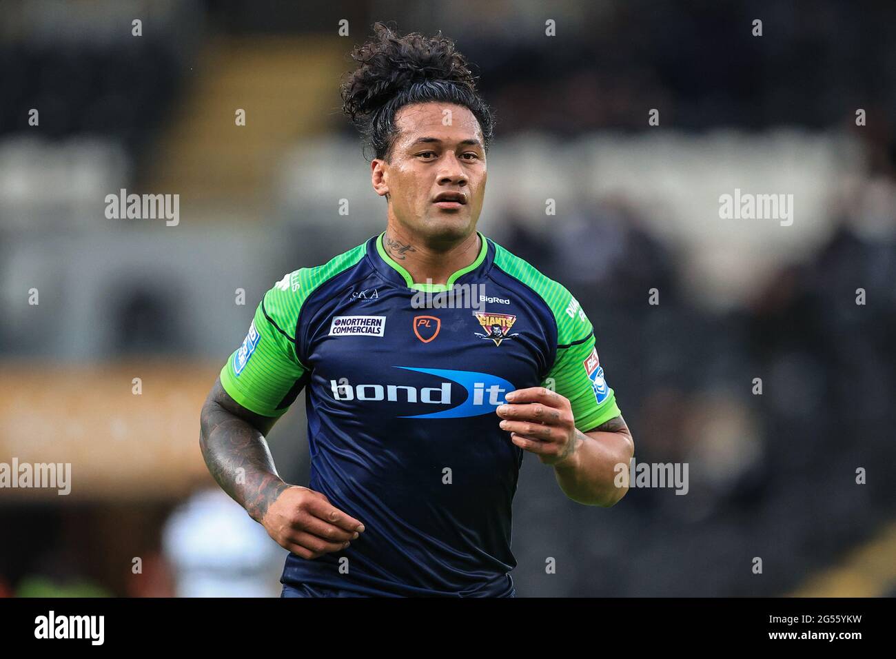 James gavet hi-res stock photography and images - Alamy