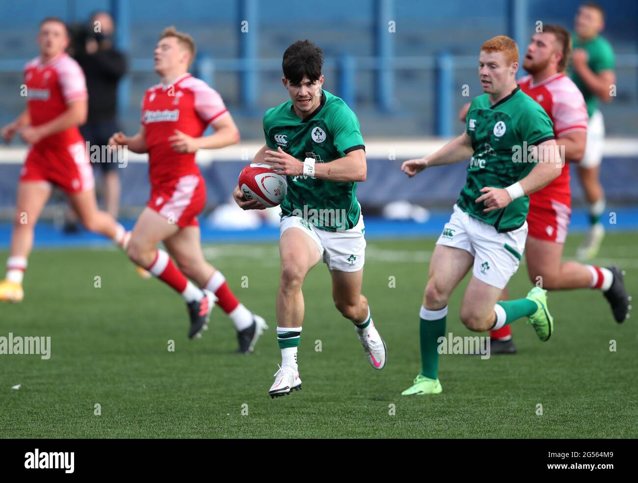 Ireland's Chris Cosgrave (centre) scores their side's second try of the ...