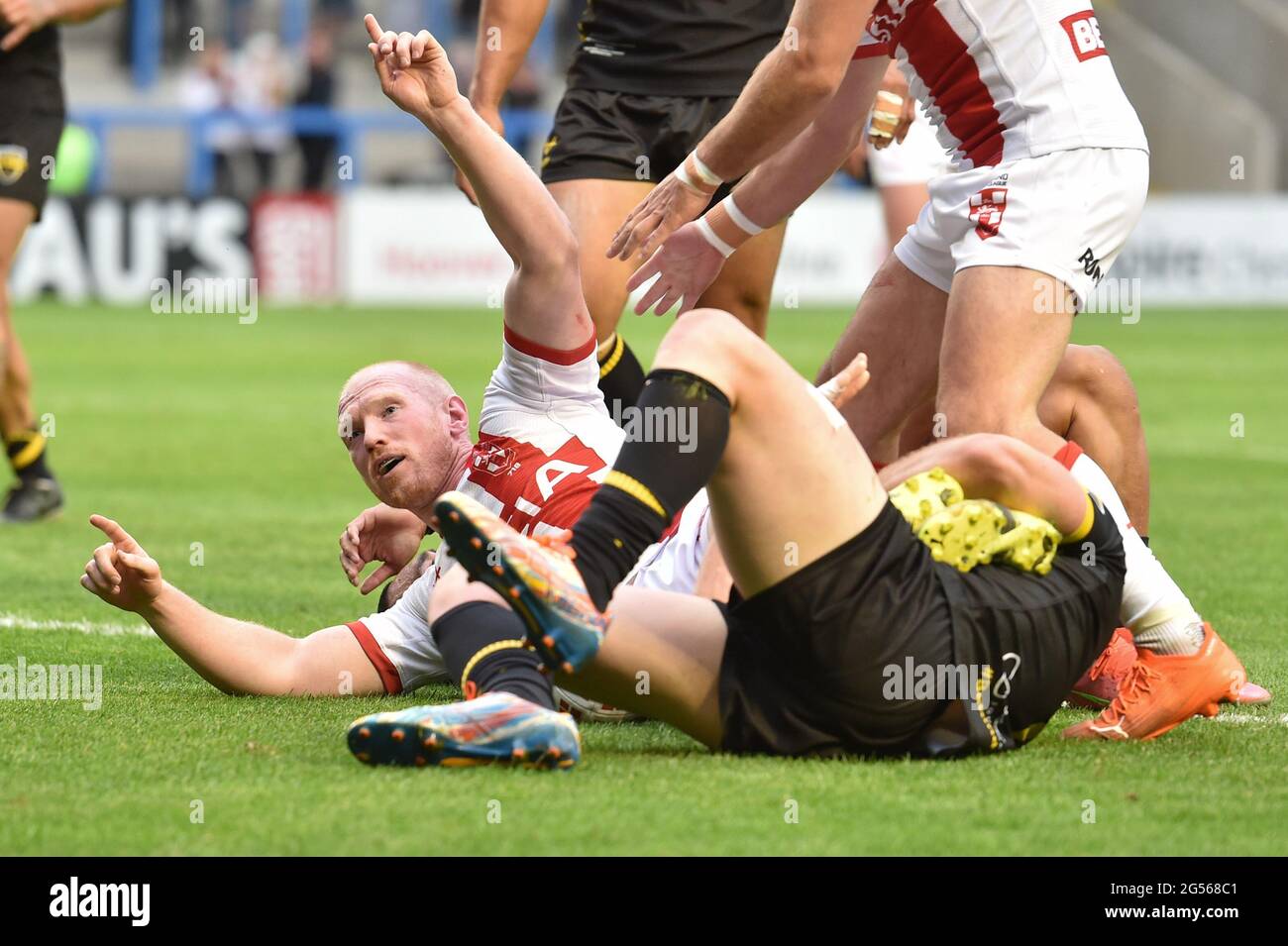 Liam Farrell of England celebrates his 2nd try Stock Photo - Alamy