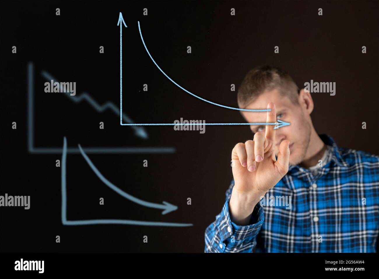 Sales report graph decline hi-res stock photography and images - Alamy