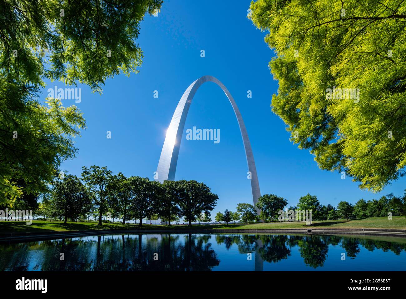 Image of the Gateway Arch, Gateway Arch National Park, St. Louis ...