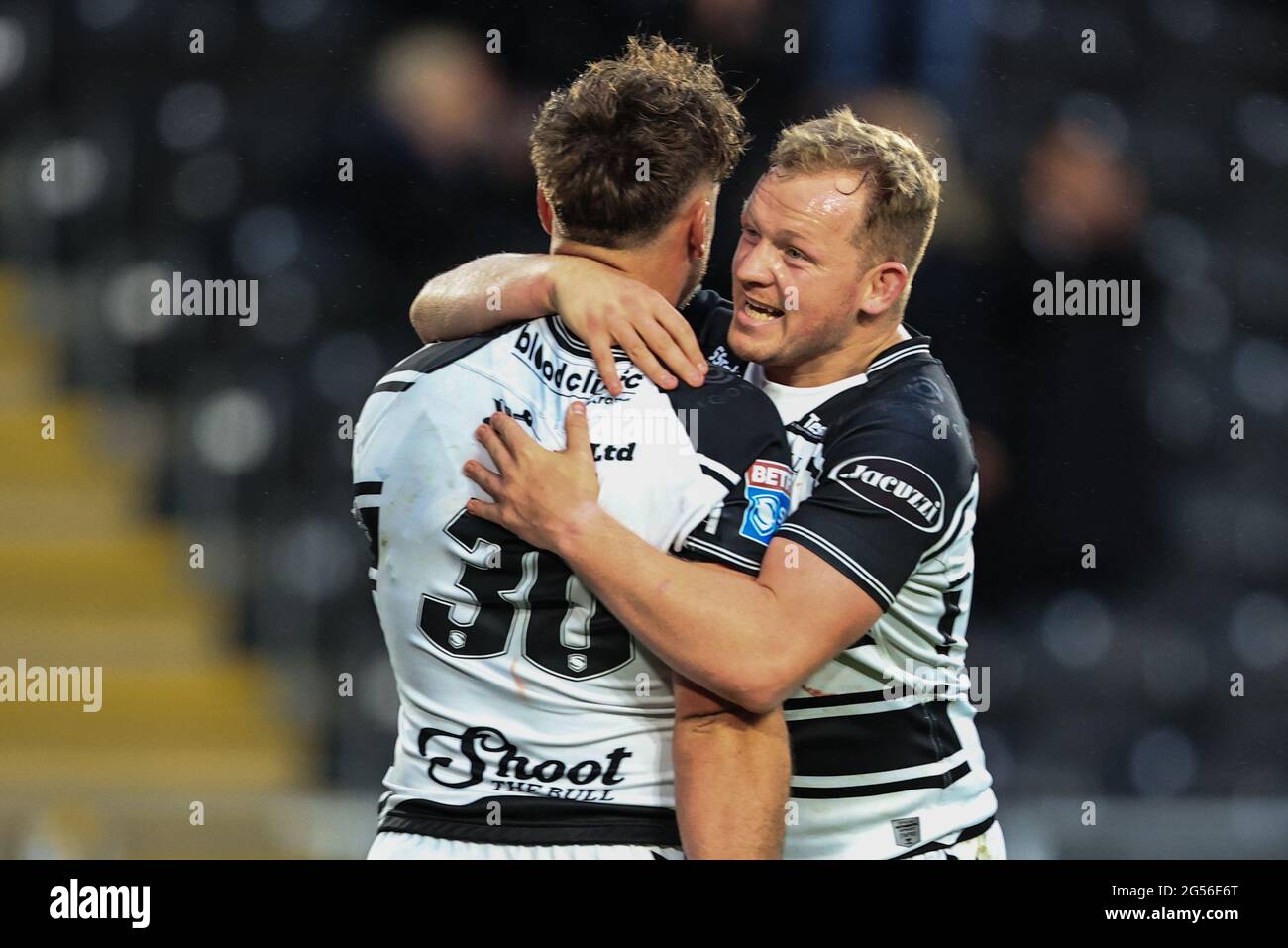Jack Logan (30) of Hull FC celebrates his try Stock Photo - Alamy