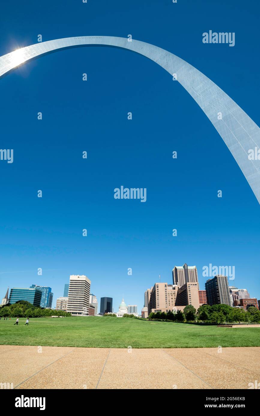Image of the Gateway Arch, Gateway Arch National Park, St. Louis ...