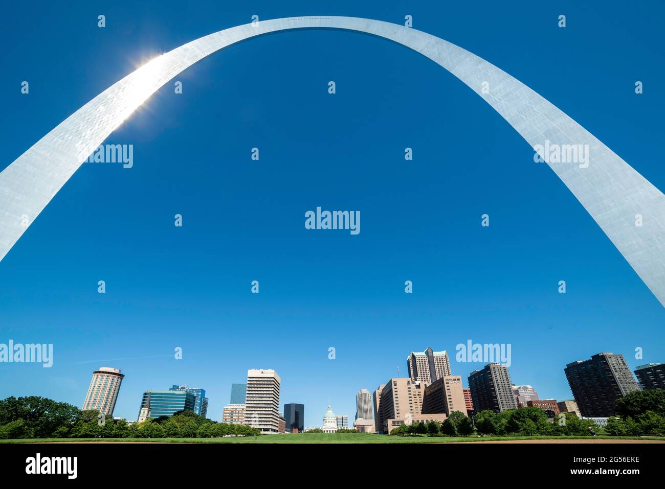 Image of the Gateway Arch, Gateway Arch National Park, St. Louis ...