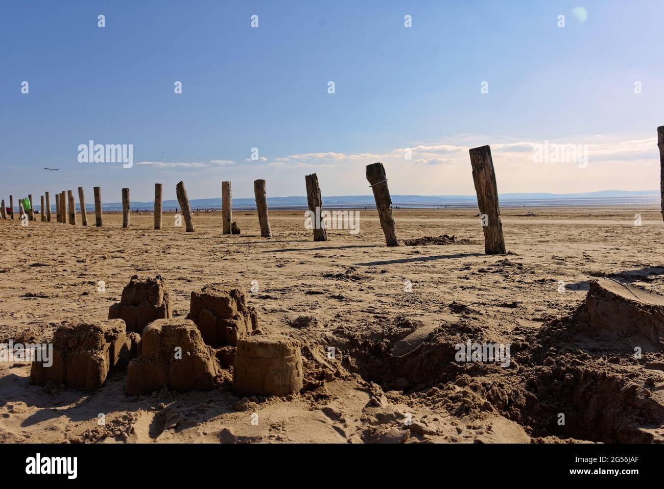 Berrow beach somerset sun Stock Photo - Alamy