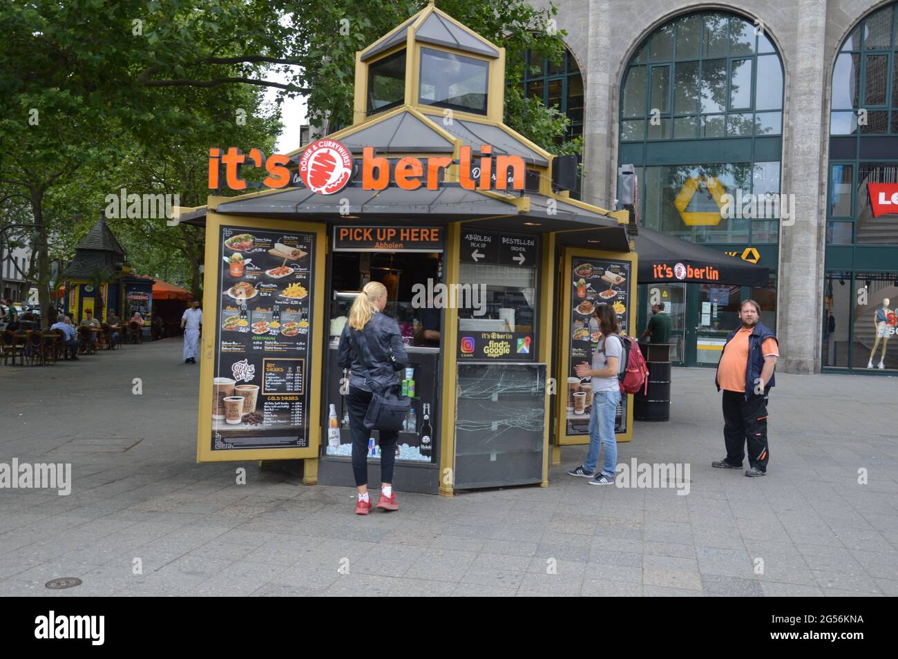 "It´s berlin" food kiosk at Kurfürstendamm in Berlin, Germany - June ...
