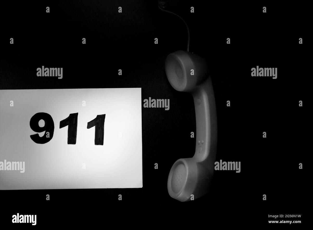 Police phone call Black and White Stock Photos & Images - Alamy