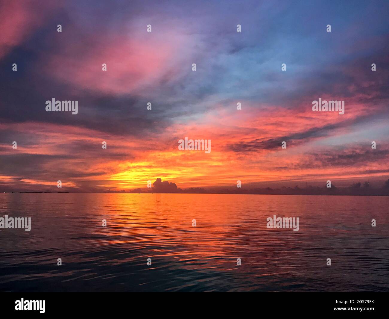 Sunset over the beach, South Ari Atoll, Maldives Stock Photo - Alamy