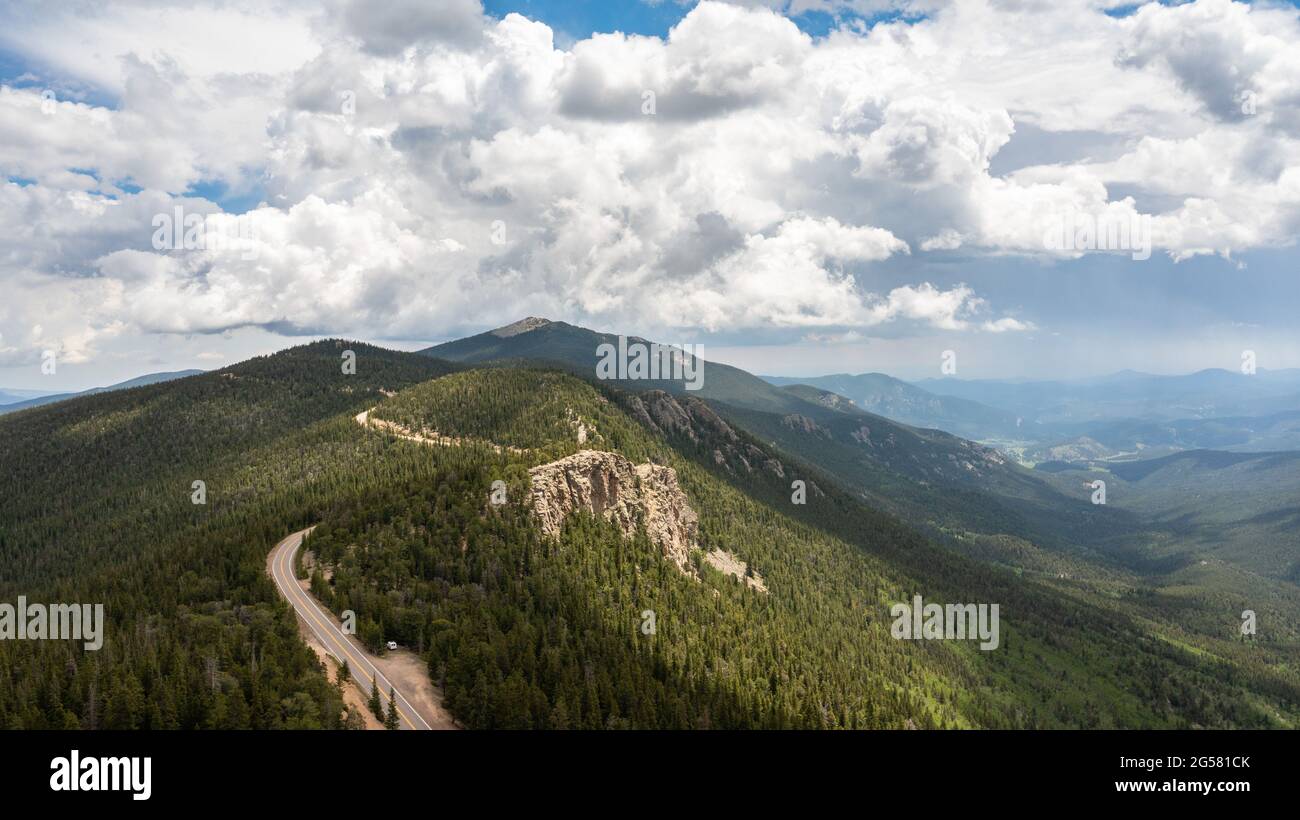 Pass summit elevation hi-res stock photography and images - Alamy