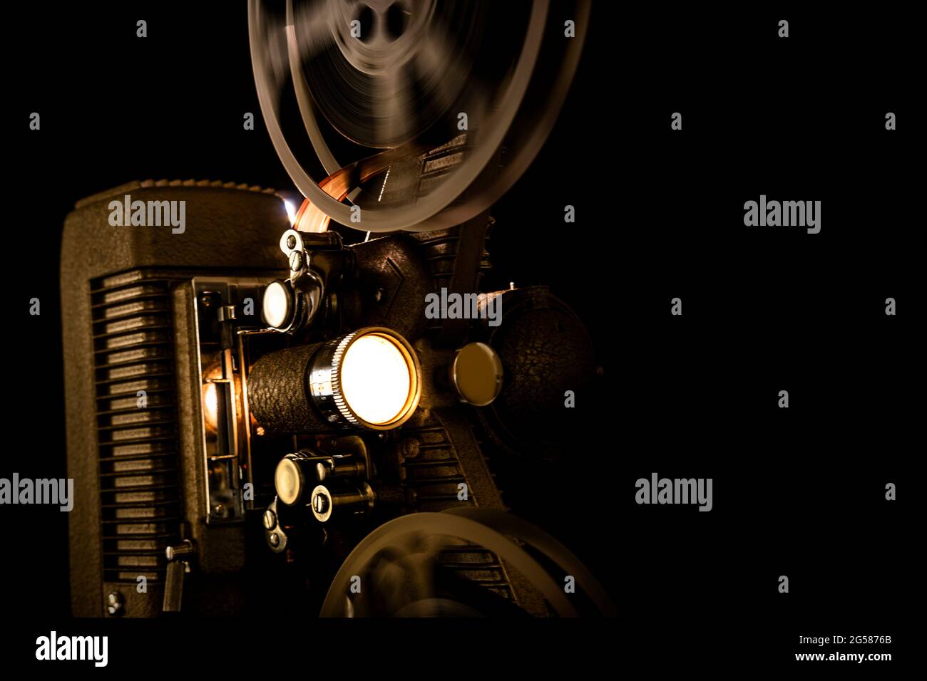 Old projector hi-res stock photography and images - Alamy