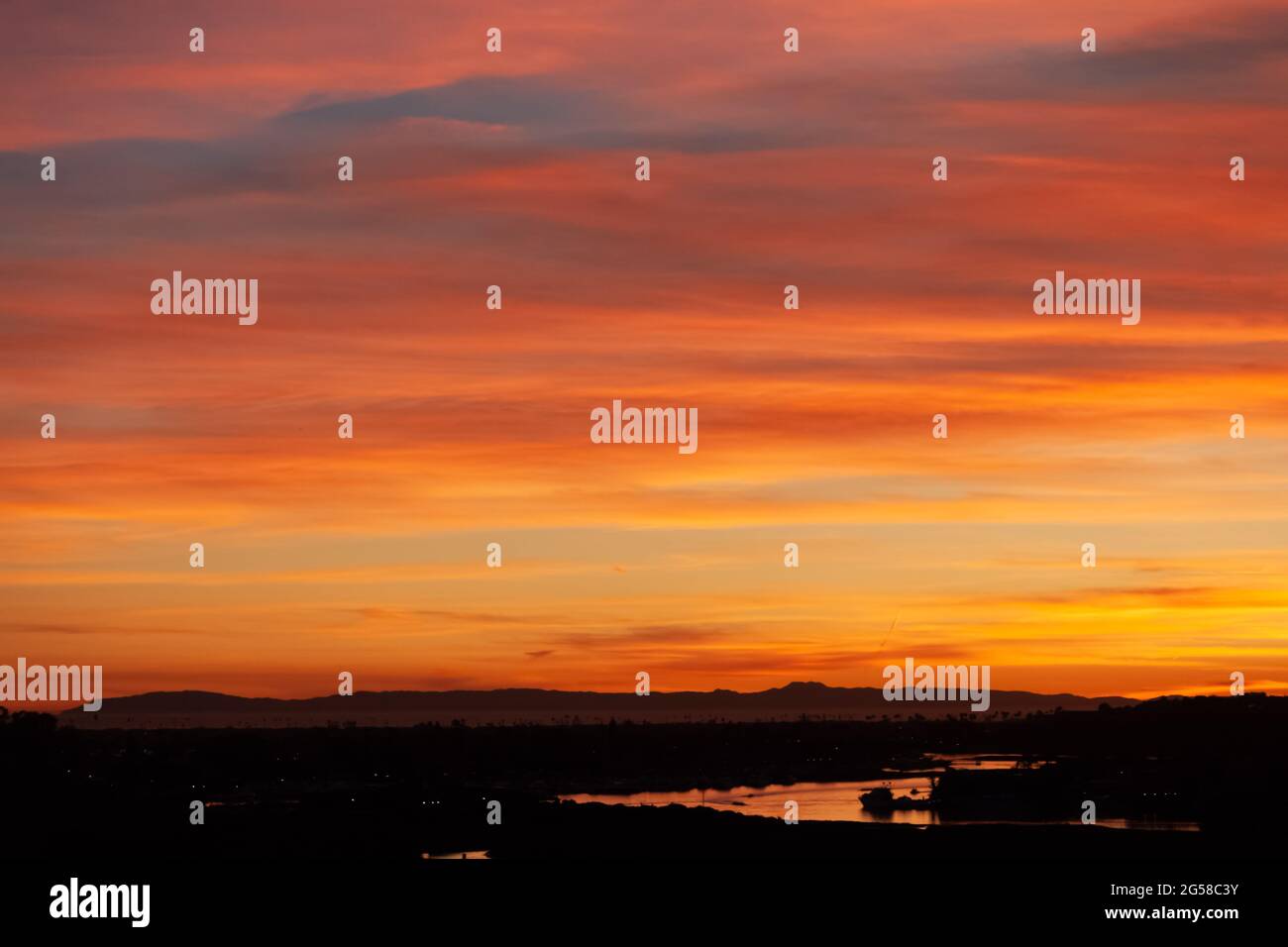 Back bay newport beach hi-res stock photography and images - Alamy