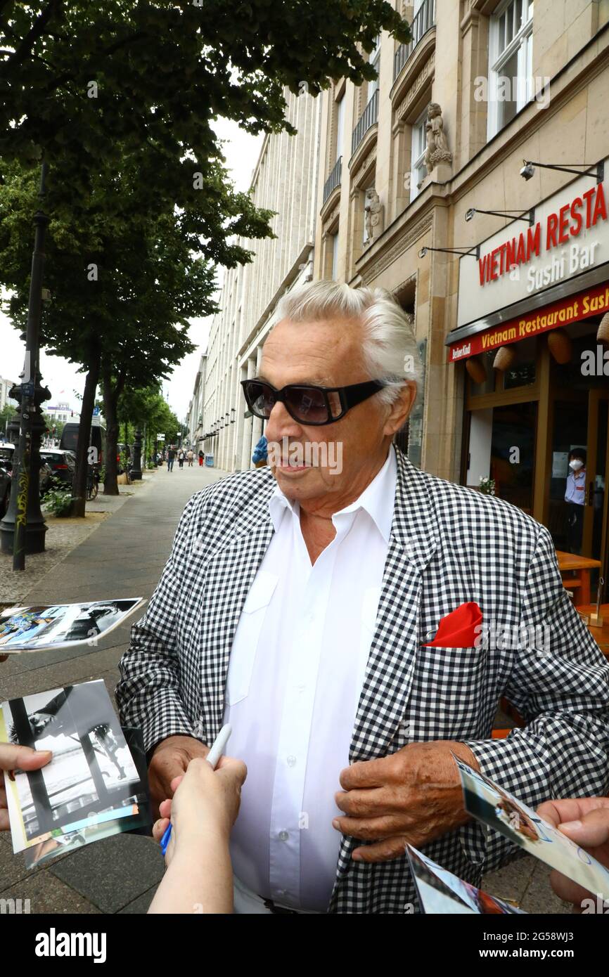 Rainer Brandt beim Pre-Opening vom Bud Spencer-Museum im Palazzo Italia ...