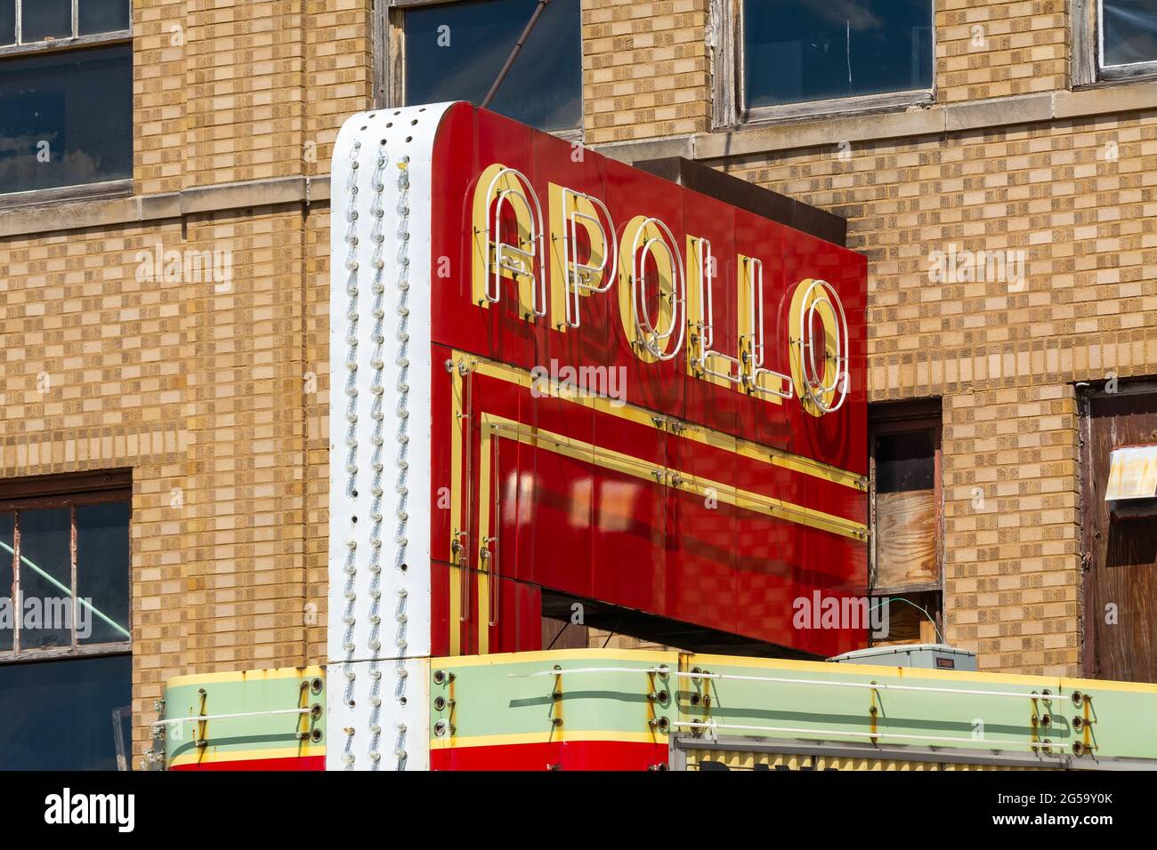A view of the apollo theatre hi-res stock photography and images - Alamy
