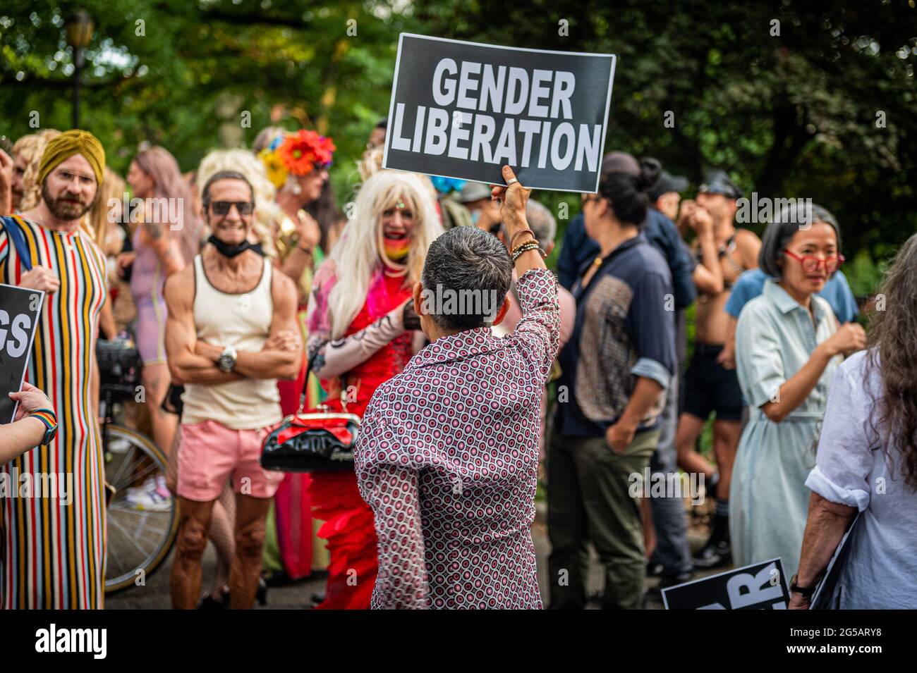New York, USA. 25th June 2021. Hundreds Of Drag Queens and Kings filled ...