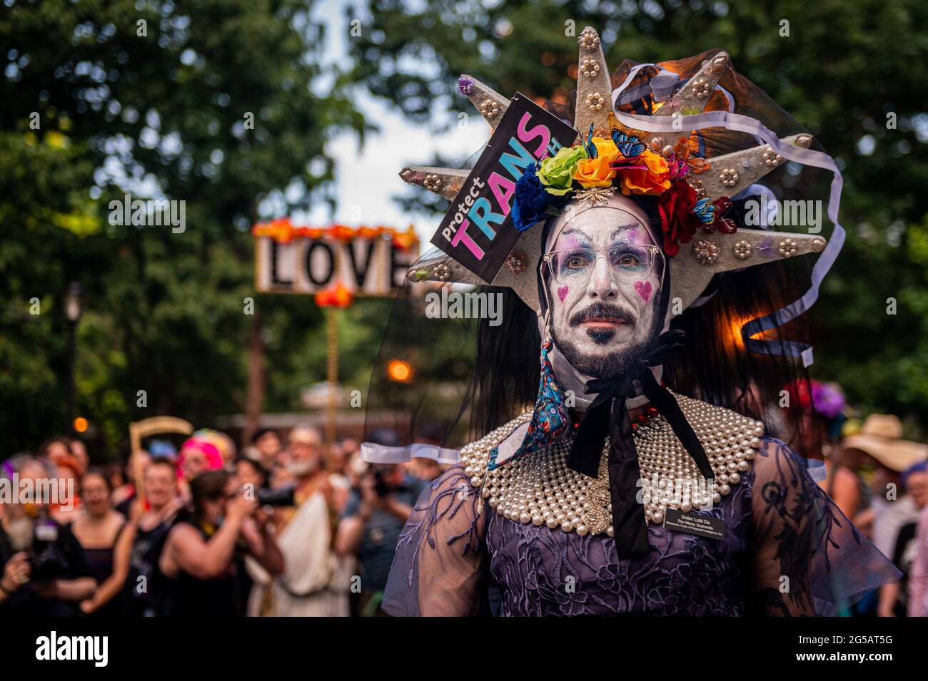 New York, USA. 25th June 2021. Hundreds Of Drag Queens and Kings filled ...