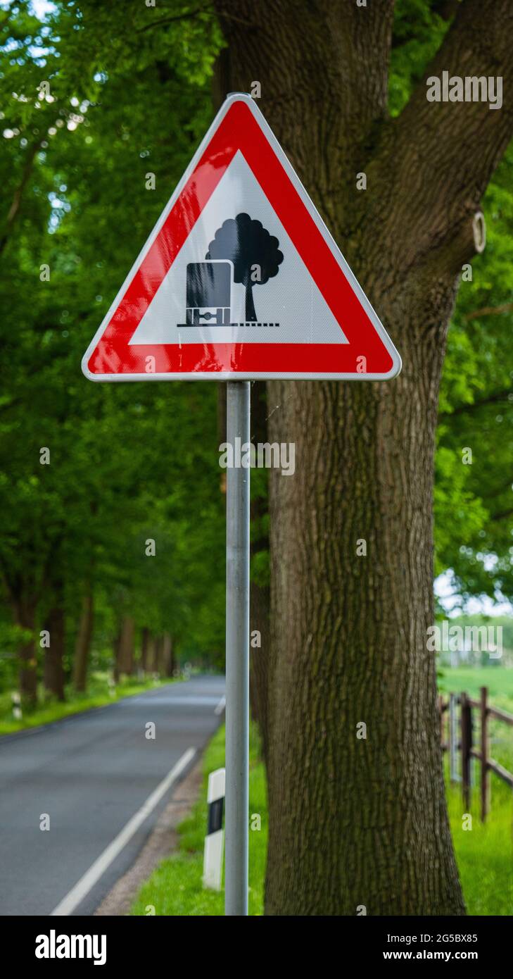 "Insufficient light room profile" road sign next to the stree Stock ...