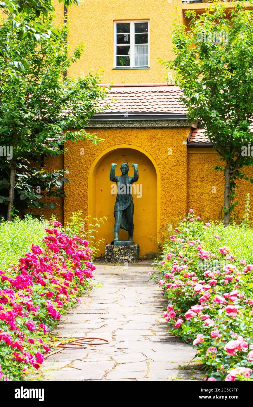 Moosach munich hi-res stock photography and images - Alamy