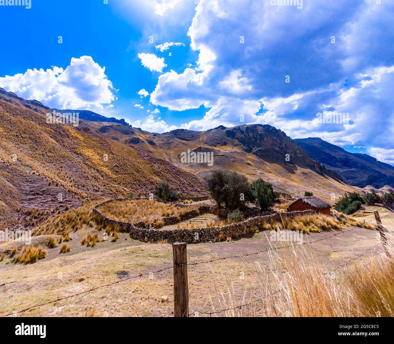 House of the countryside and the Andes of Peru located in Huancavelica ...