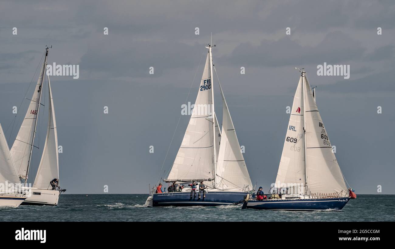Group photo during boat hi-res stock photography and images - Alamy
