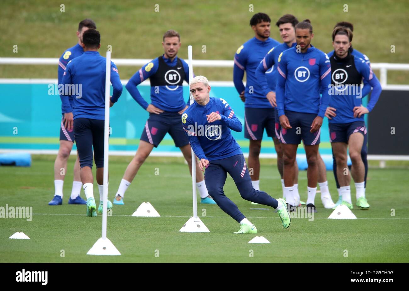 Phil foden england training hi-res stock photography and images - Alamy