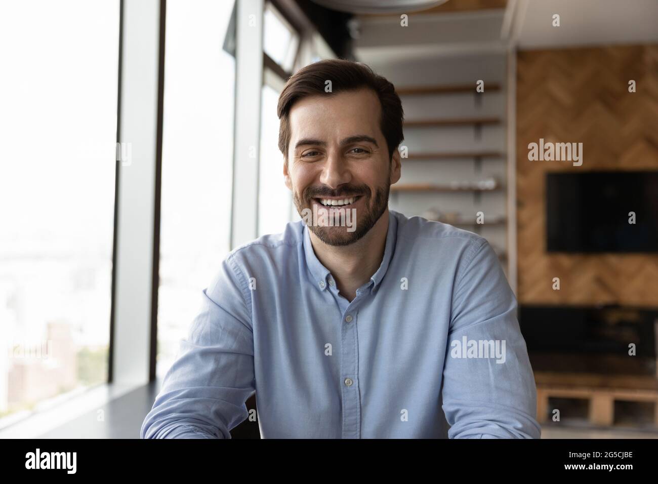 Trainer client smiling camera hi-res stock photography and images - Alamy
