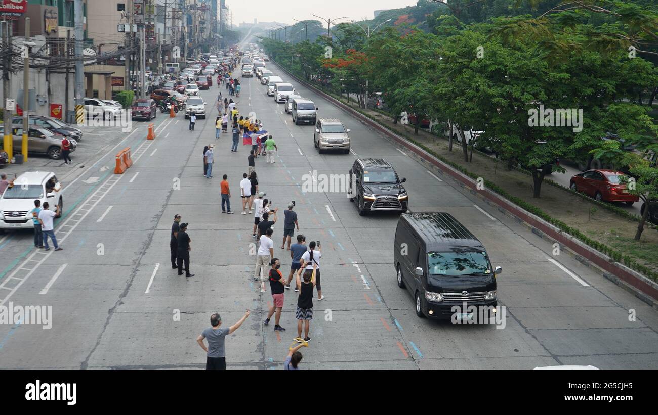 Flag of quezon city hi-res stock photography and images - Alamy