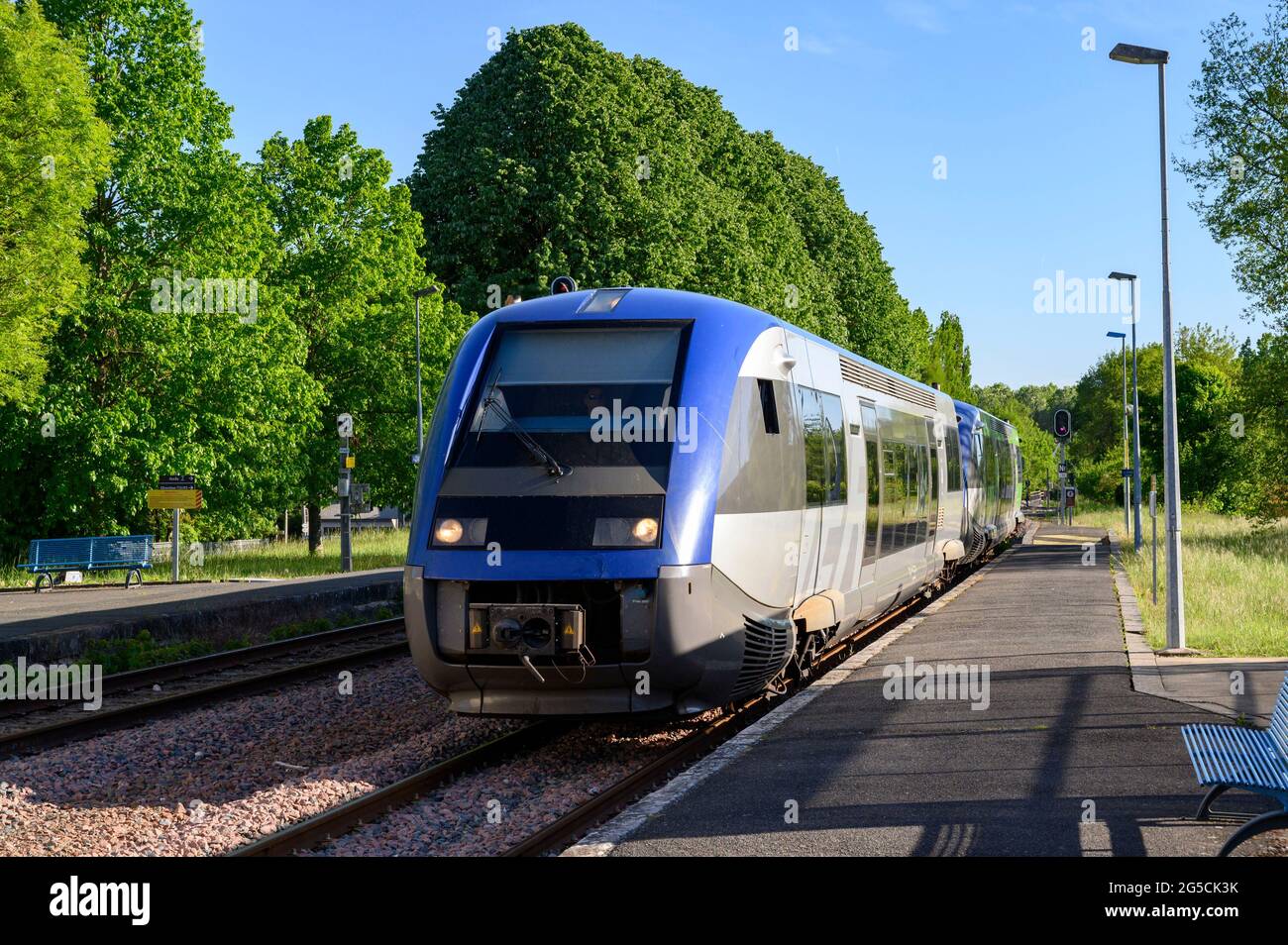 Regional express hi-res stock photography and images - Alamy