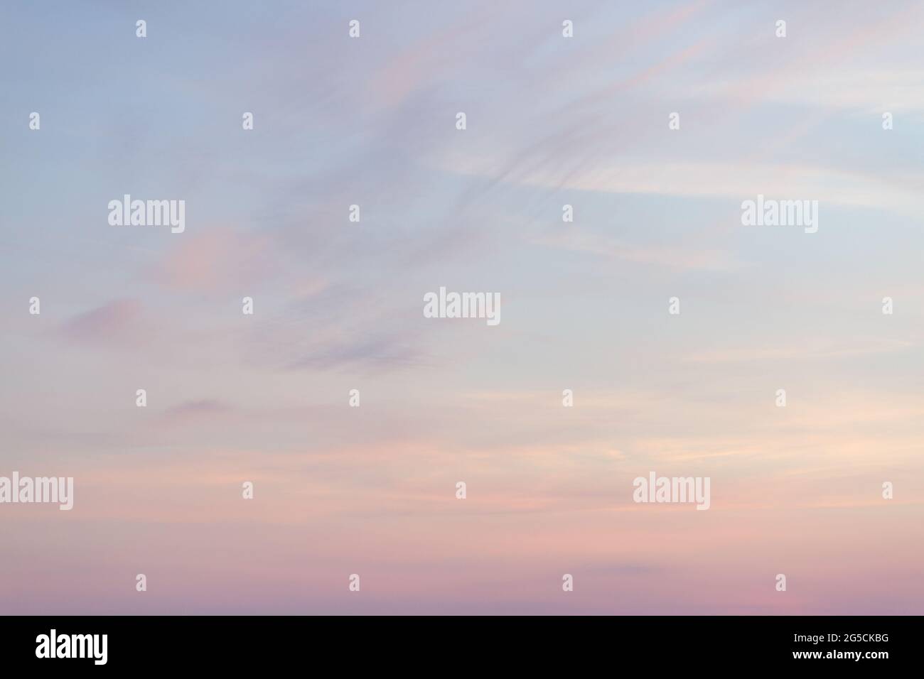 Pinky orange sunset hi-res stock photography and images - Alamy