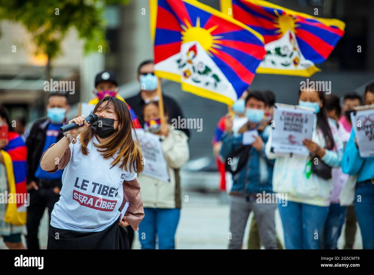 Tibet tibetan protest hi-res stock photography and images - Alamy