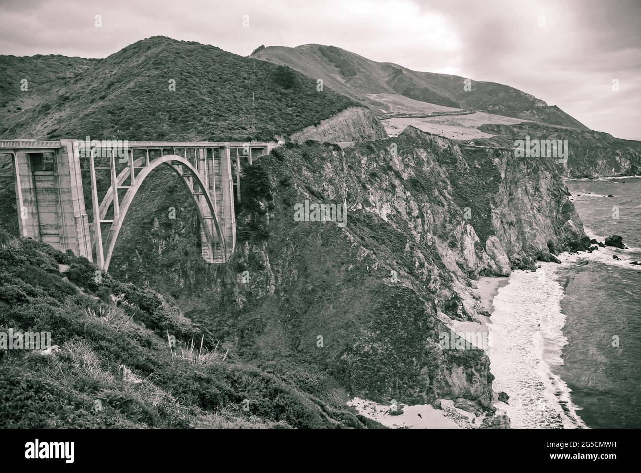 Arch over valley california hi-res stock photography and images - Alamy