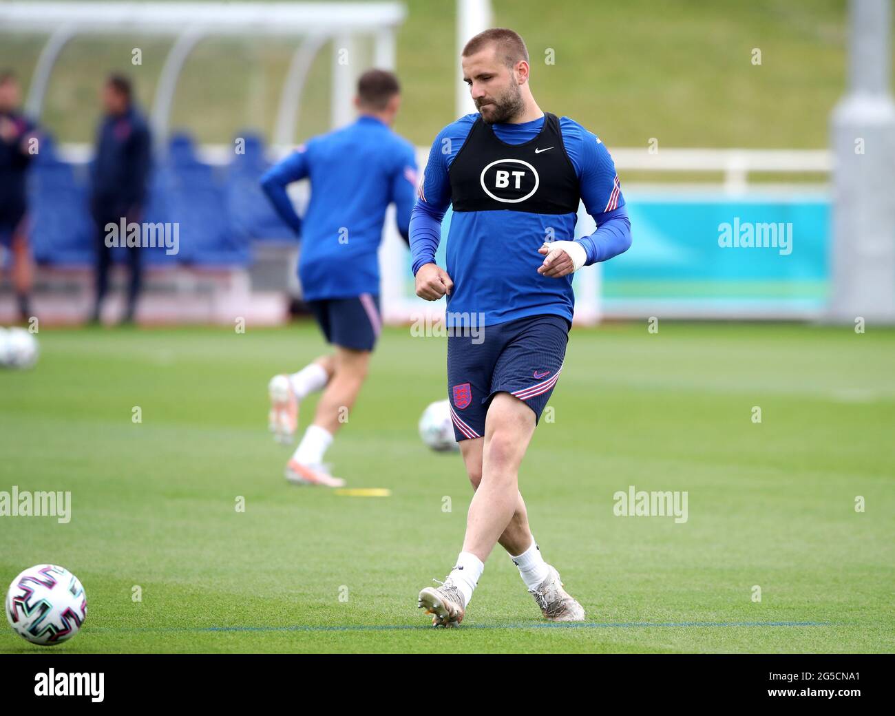 Luke shaw hi-res stock photography and images - Alamy