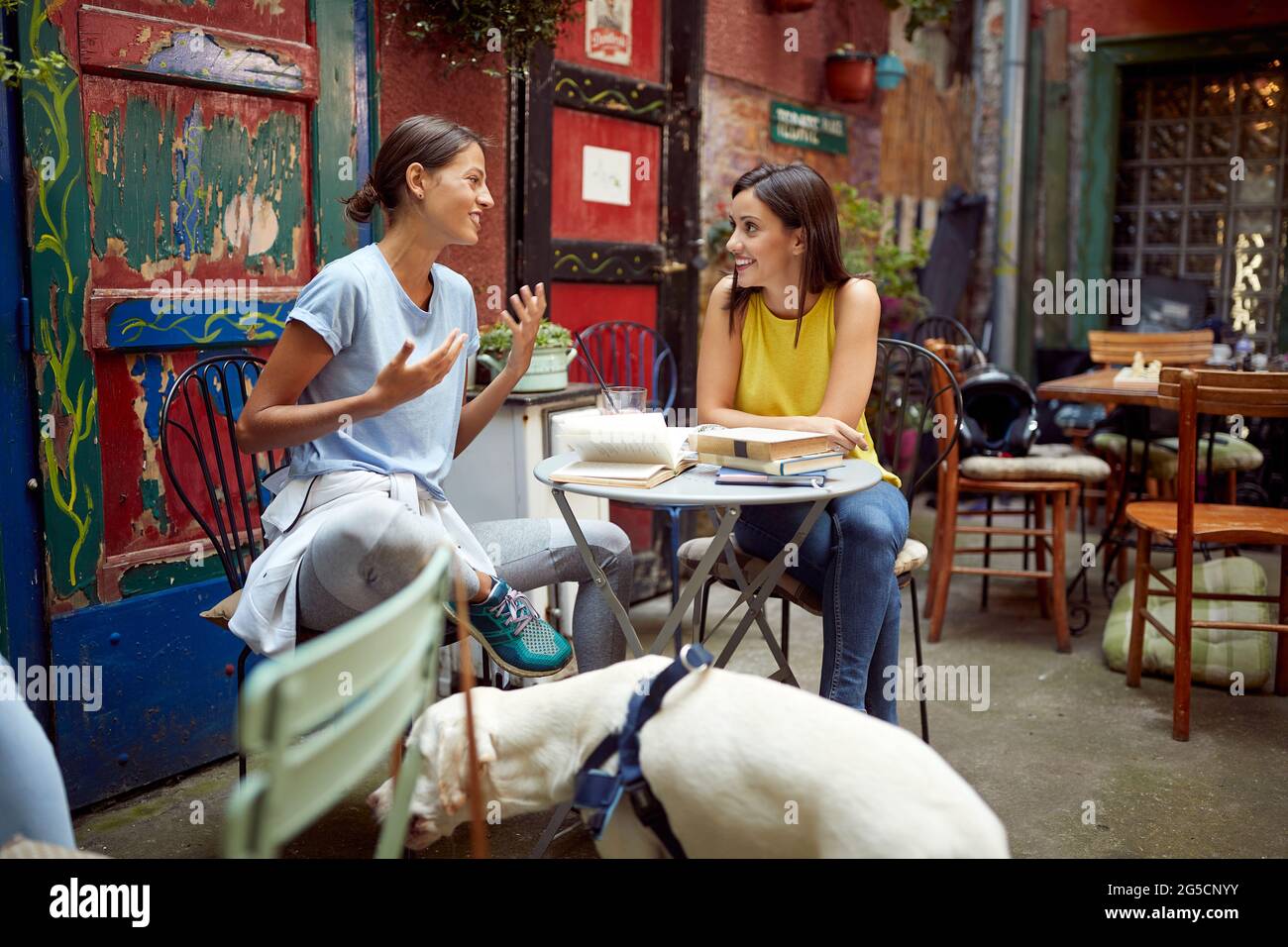 Conversation two women a man hi-res stock photography and images - Alamy