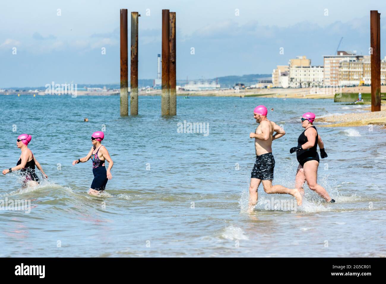 Brighton, UK. June 26th 2021 Swimmers enter the water for the Brighton ...