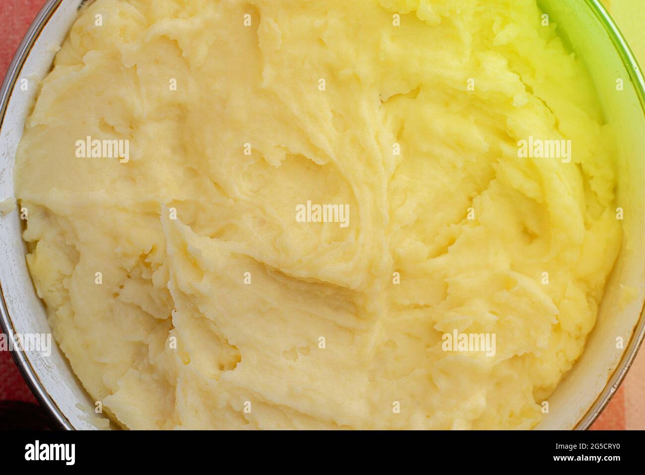 Mash potatoes in close top view hi-res stock photography and images - Alamy