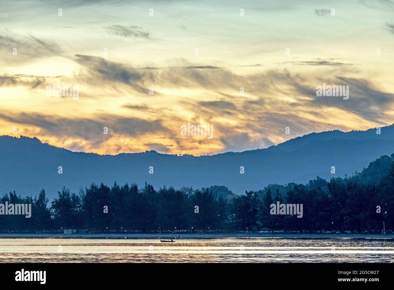 Kota kinabalu city mosque at likas bay hi-res stock photography and ...