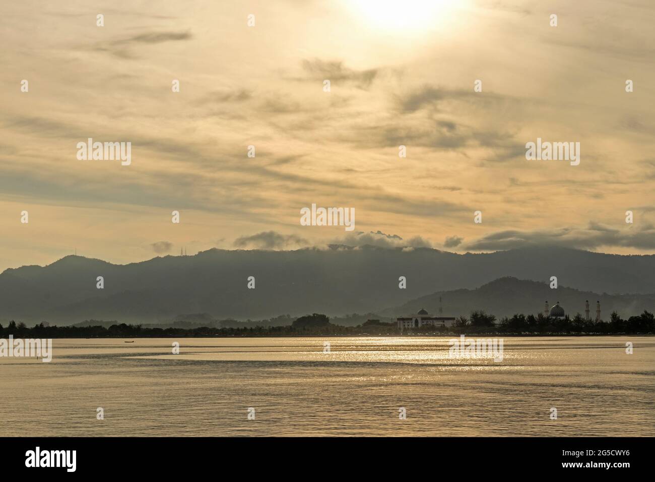 Likas bay sunrise Kota Kinabalu Sabah Borneo Malaysia Stock Photo - Alamy