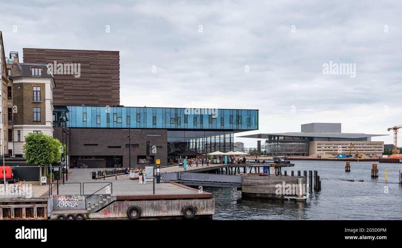 Copenhagen royal theatre denmark architecture hi-res stock photography ...