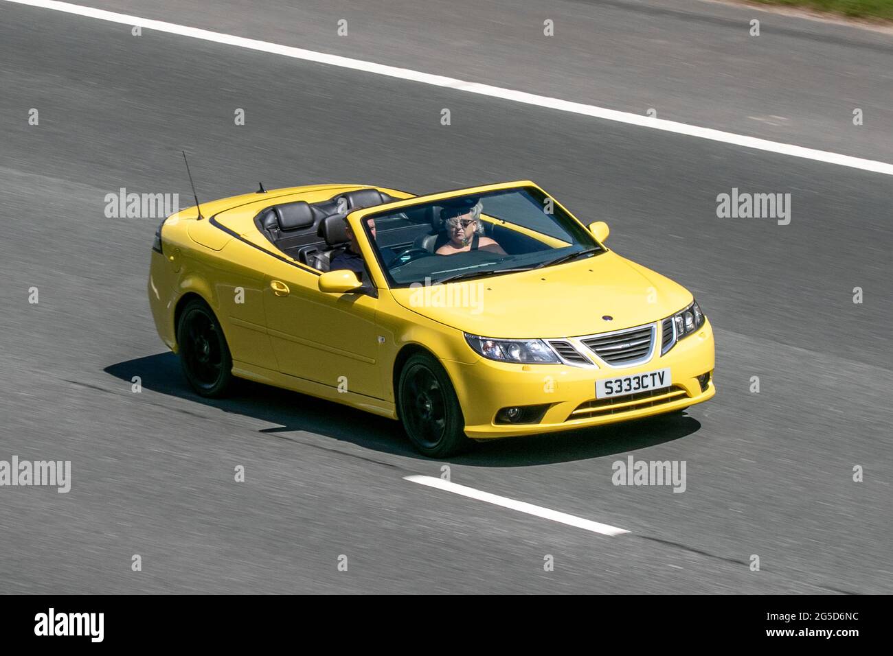 Saab 9 3 convertible yellow edition hi-res stock photography and images ...