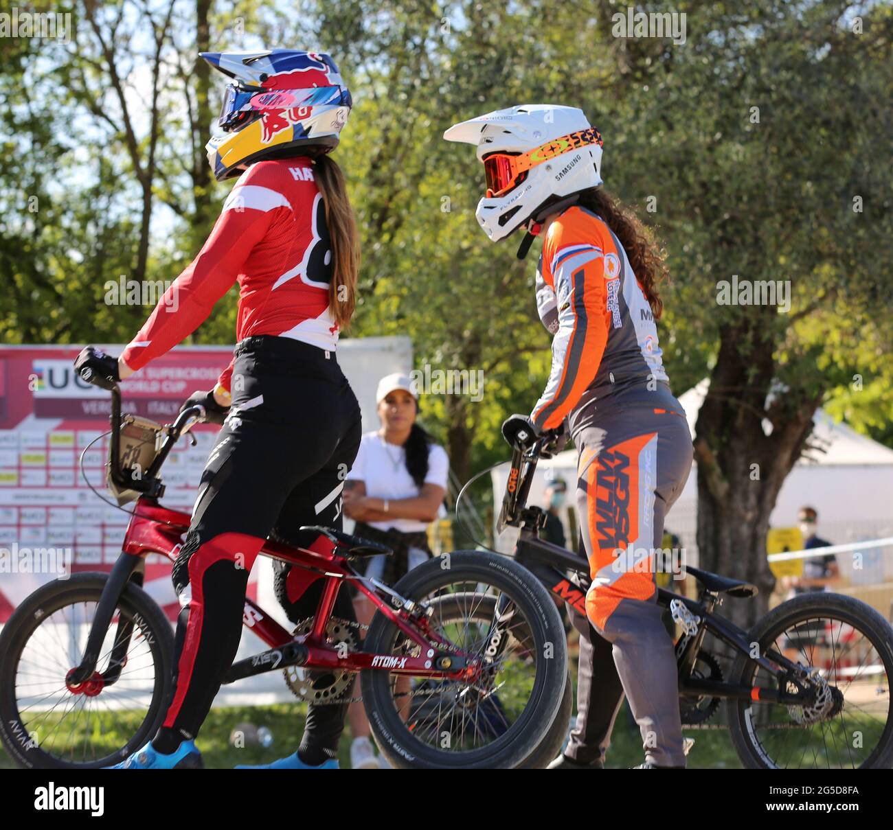 HATAKEYAMA Sae of Japan and Judy BAAUW of the Netherlands finish ...