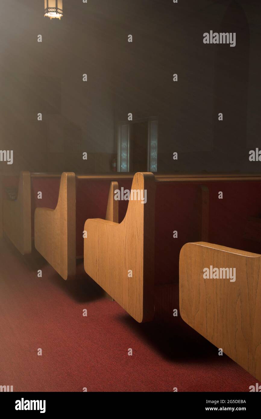 Empty church auditorium hi-res stock photography and images - Alamy