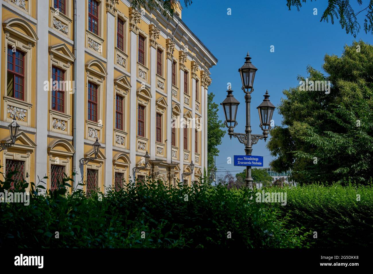 Poland wroclaw university buildings hi-res stock photography and images ...
