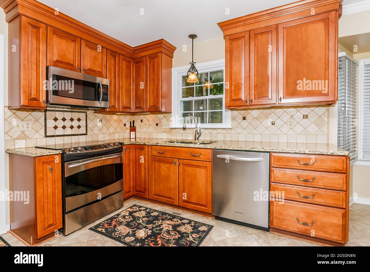 American Kitchen Circa 2016 Stock Photo - Alamy