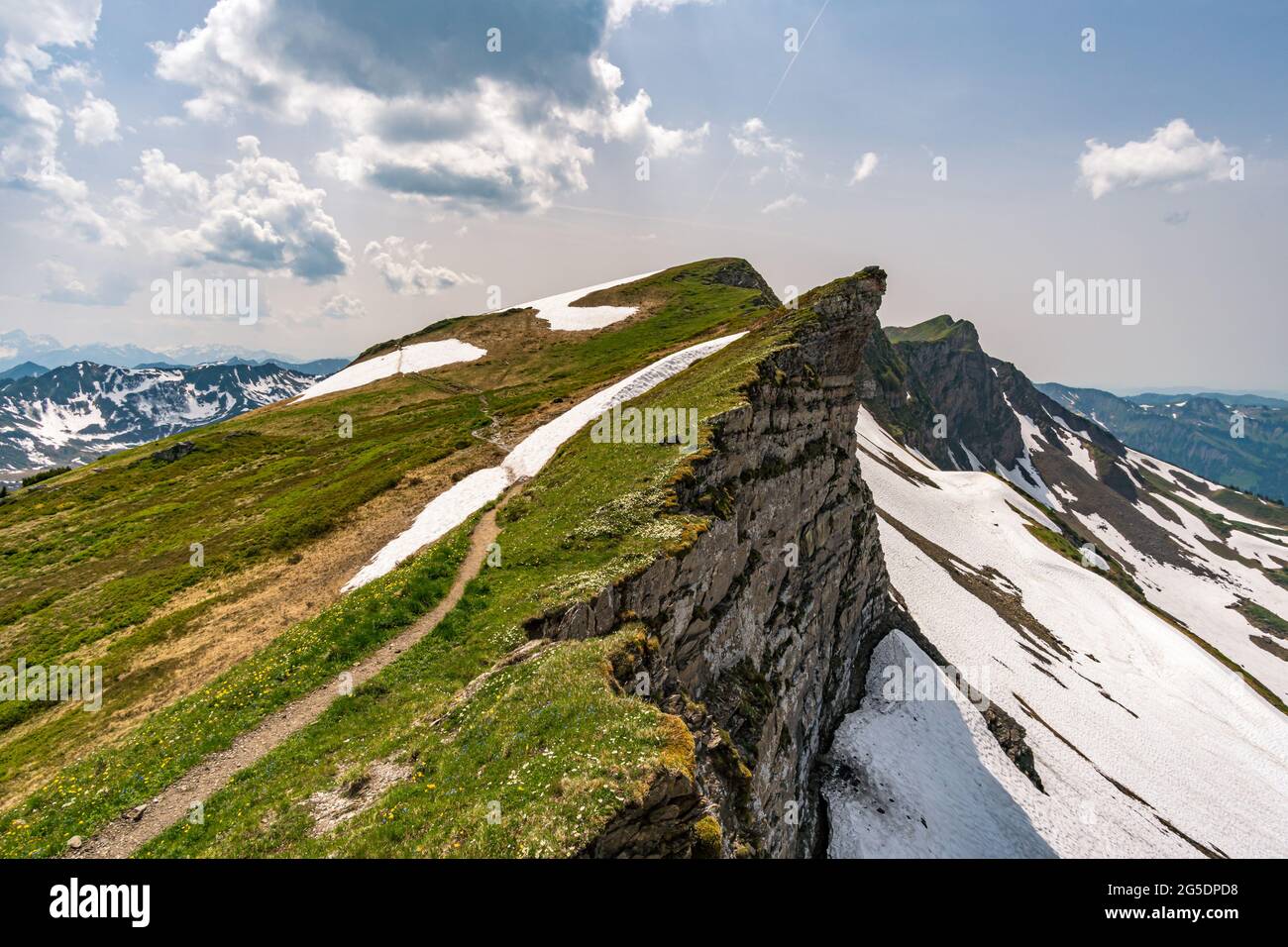 Beautiful mountain hike near Damuels along the Hochblanken ridge in ...