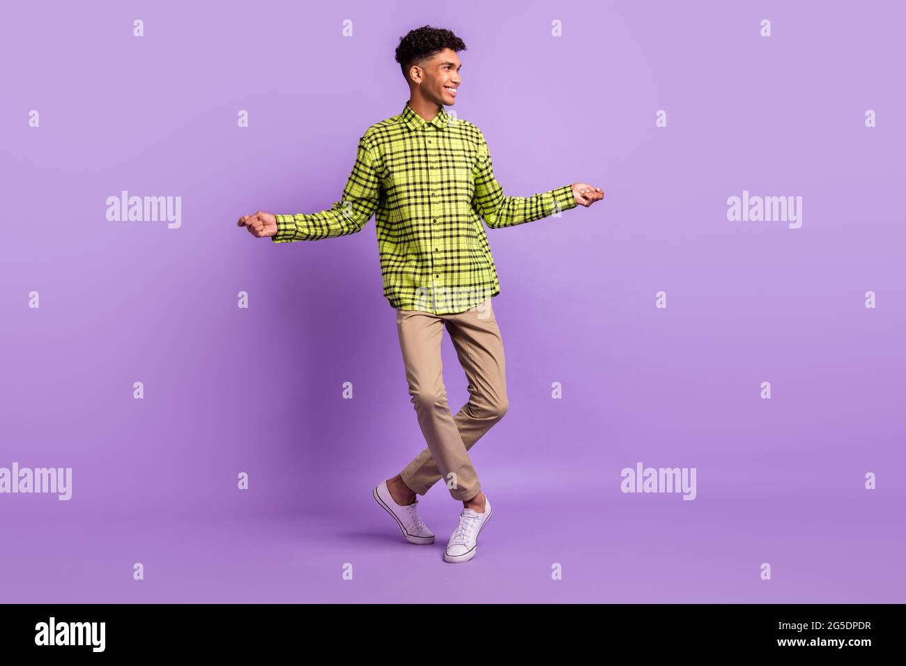Full body photo of afro american attractive young man dance jump rope ...