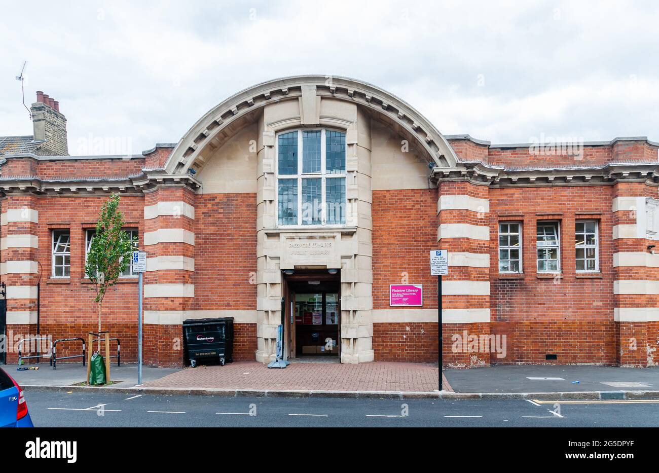 Plaistow public Library ( Passmore Edwards Library) A Grade II Listed ...