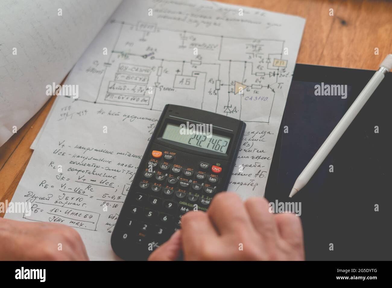 Old calculator doing office hi-res stock photography and images - Alamy