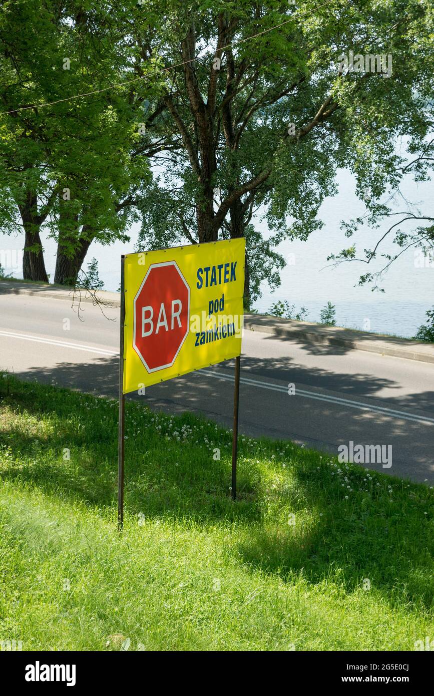 Stop and stare hi-res stock photography and images - Alamy