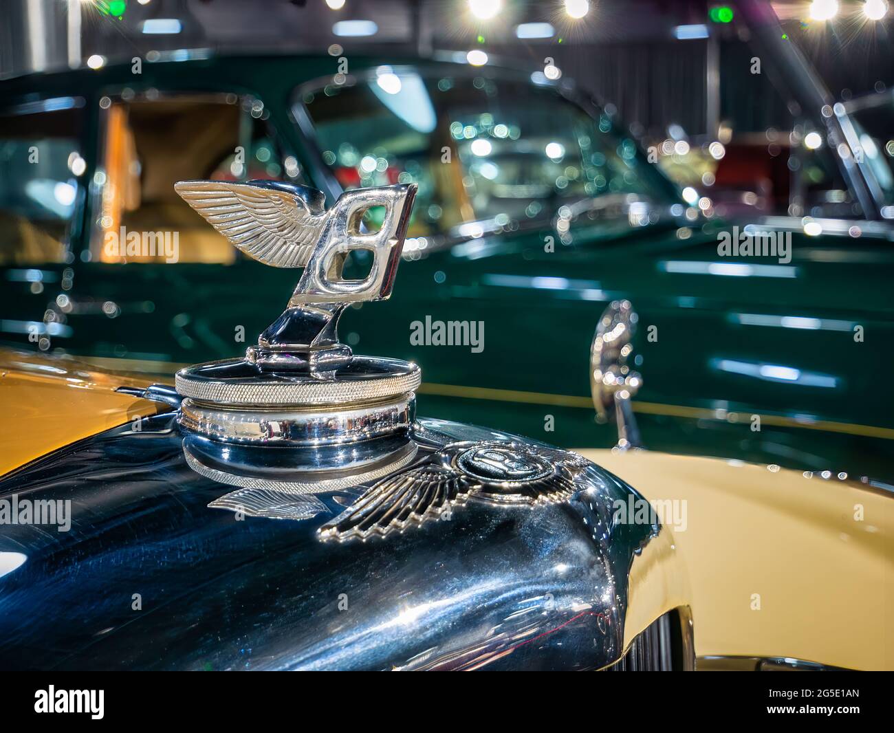 Unique bentley vintage vehicle car hi-res stock photography and images ...